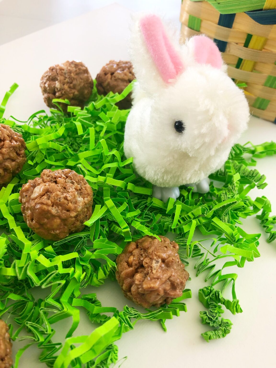 Easter Bunny Poop Rice Krispies - When is Dinner? Easter Bunny Poop