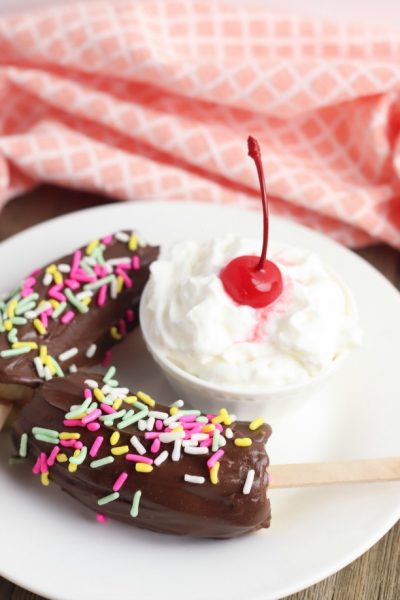 Banana Split Pops - When is Dinner? Banana Split Pops