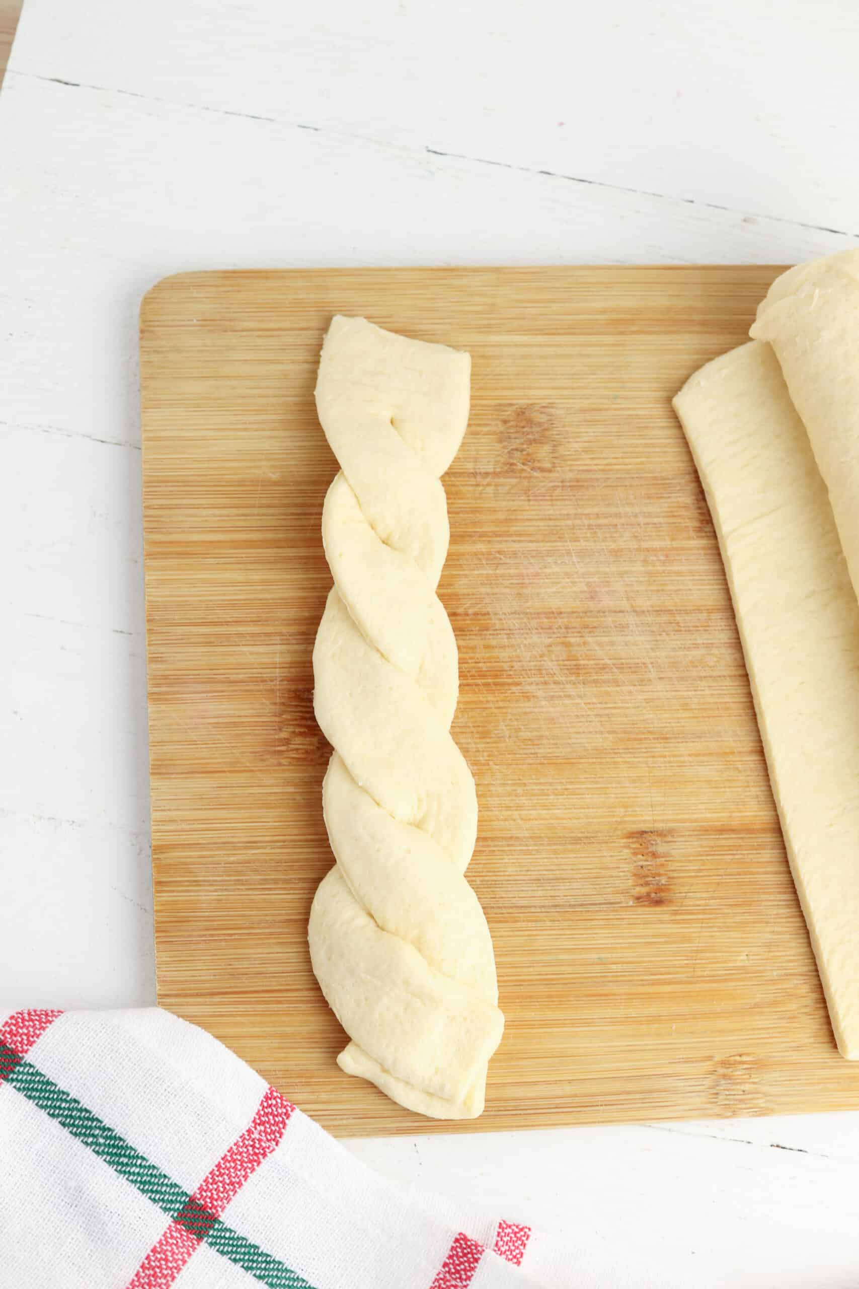 Crescent Roll Wreaths - When is Dinner?