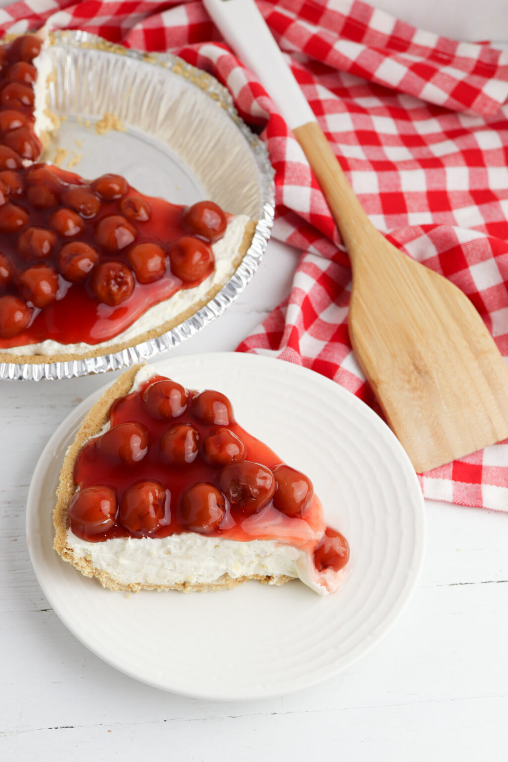 Cheesecake Pudding Pie - When is Dinner?