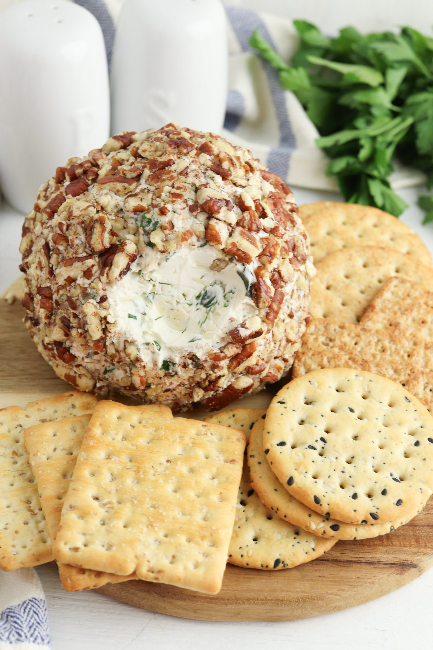 Garlic Herb Cheese Ball | When is Dinner